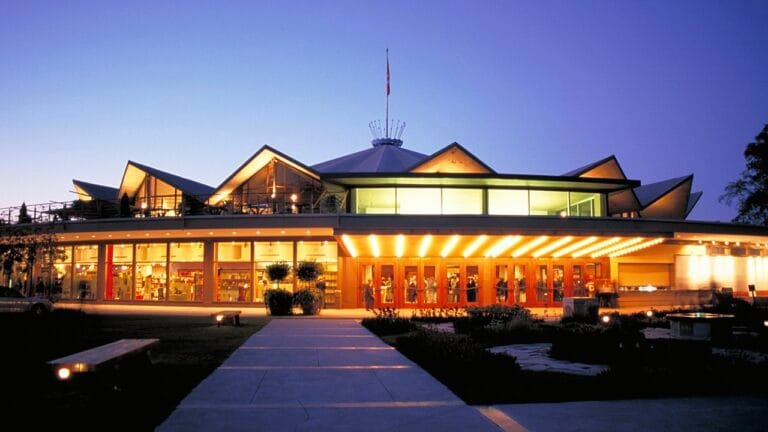 All the World’s a Stage: Luxurious Stuff To Do in Stratford