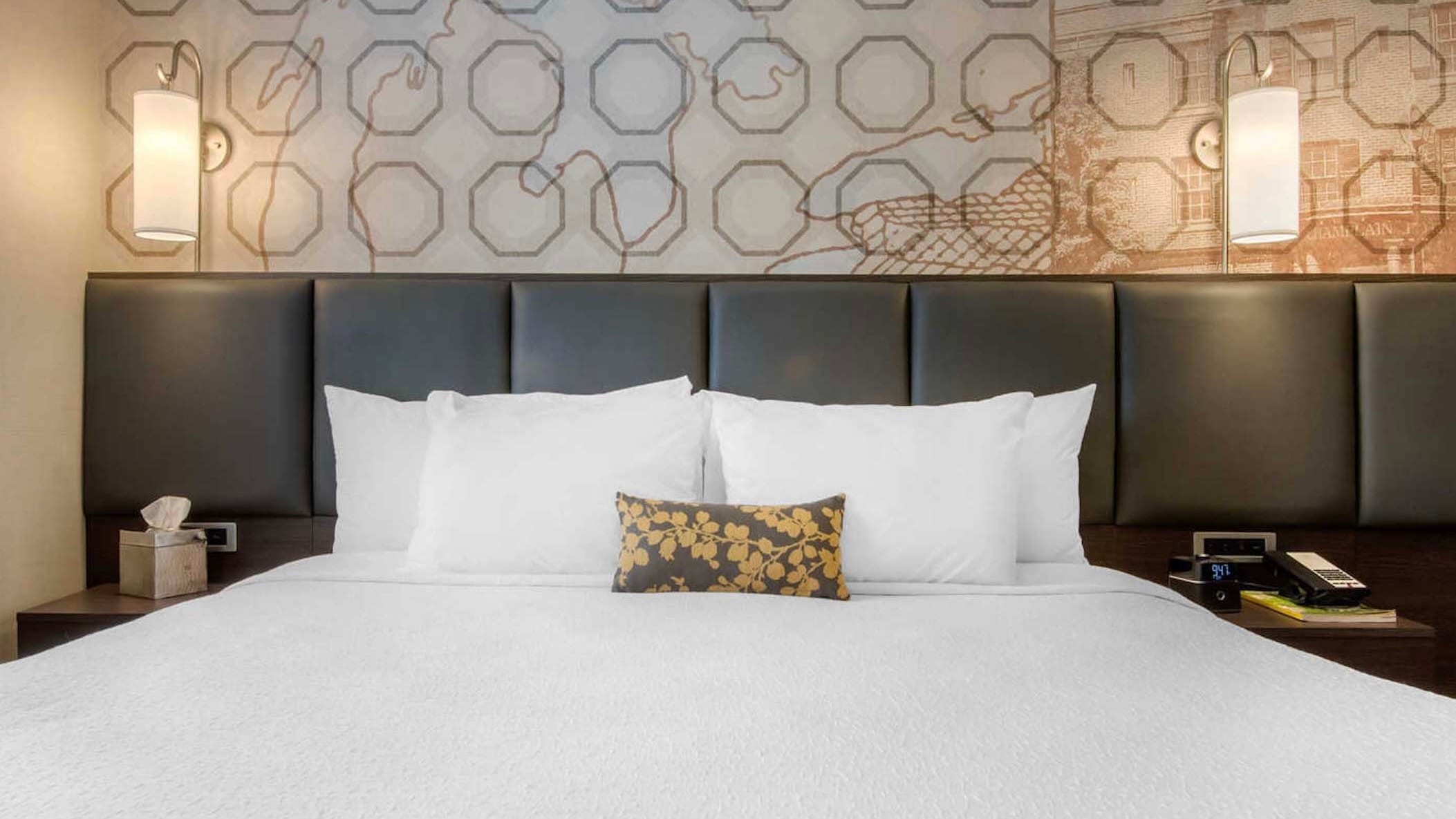 Enjoy Great Stays @ the Best Hotels in Orillia Ontario